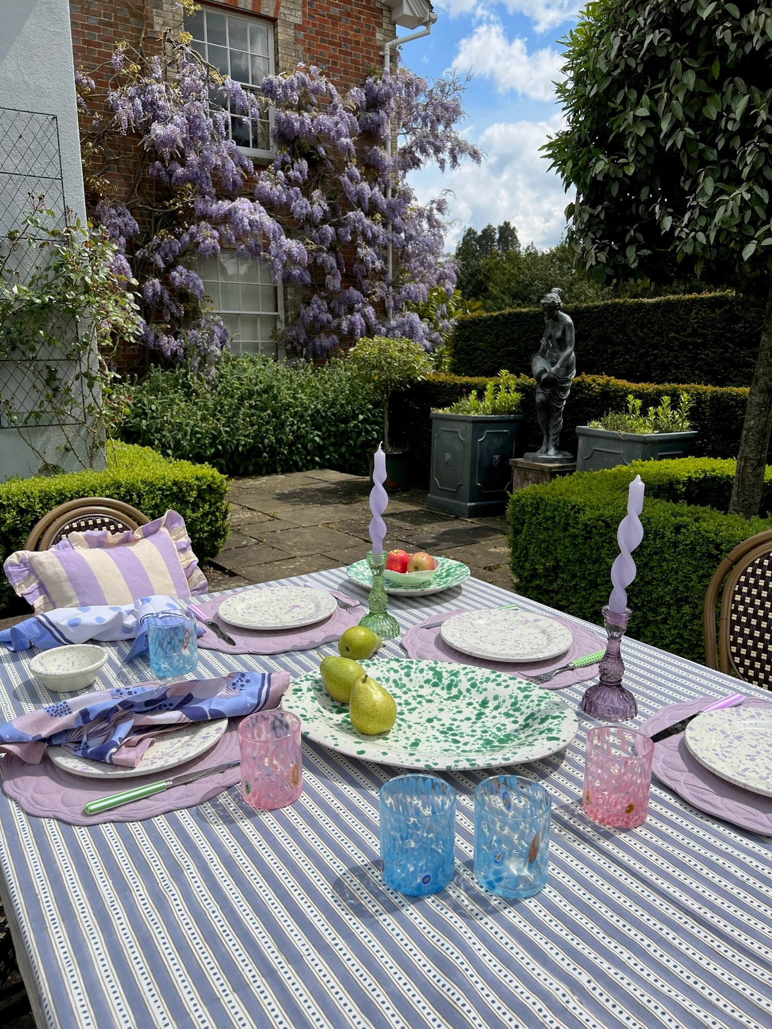 Alfresco Dining - Outdoor Entertaining, Elevated – Split Figs